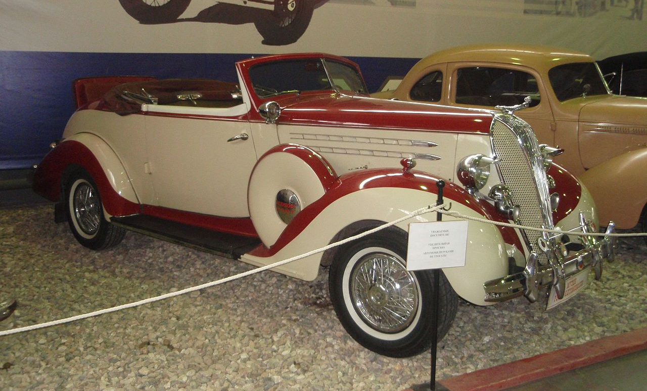 People With The Largest Car Collections In The World