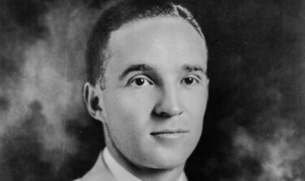 The Progressive Lincoln Ownership And Manufacturing Overview