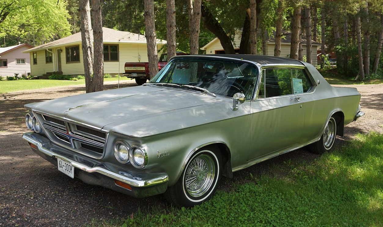 44 Unforgettable Features 60s Cars Had That No Modern Car Can Match