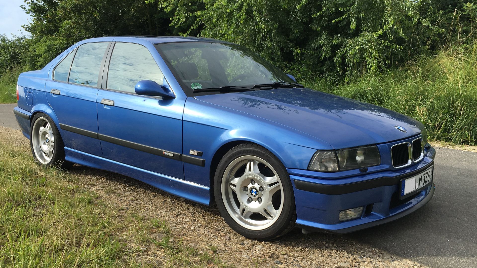 44 Original Car Colors Automakers Should Use Again