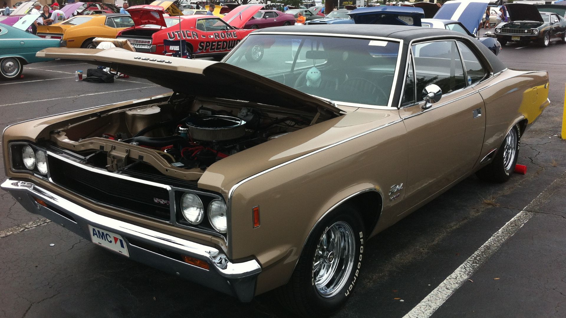 44 Original Car Colors Automakers Should Use Again