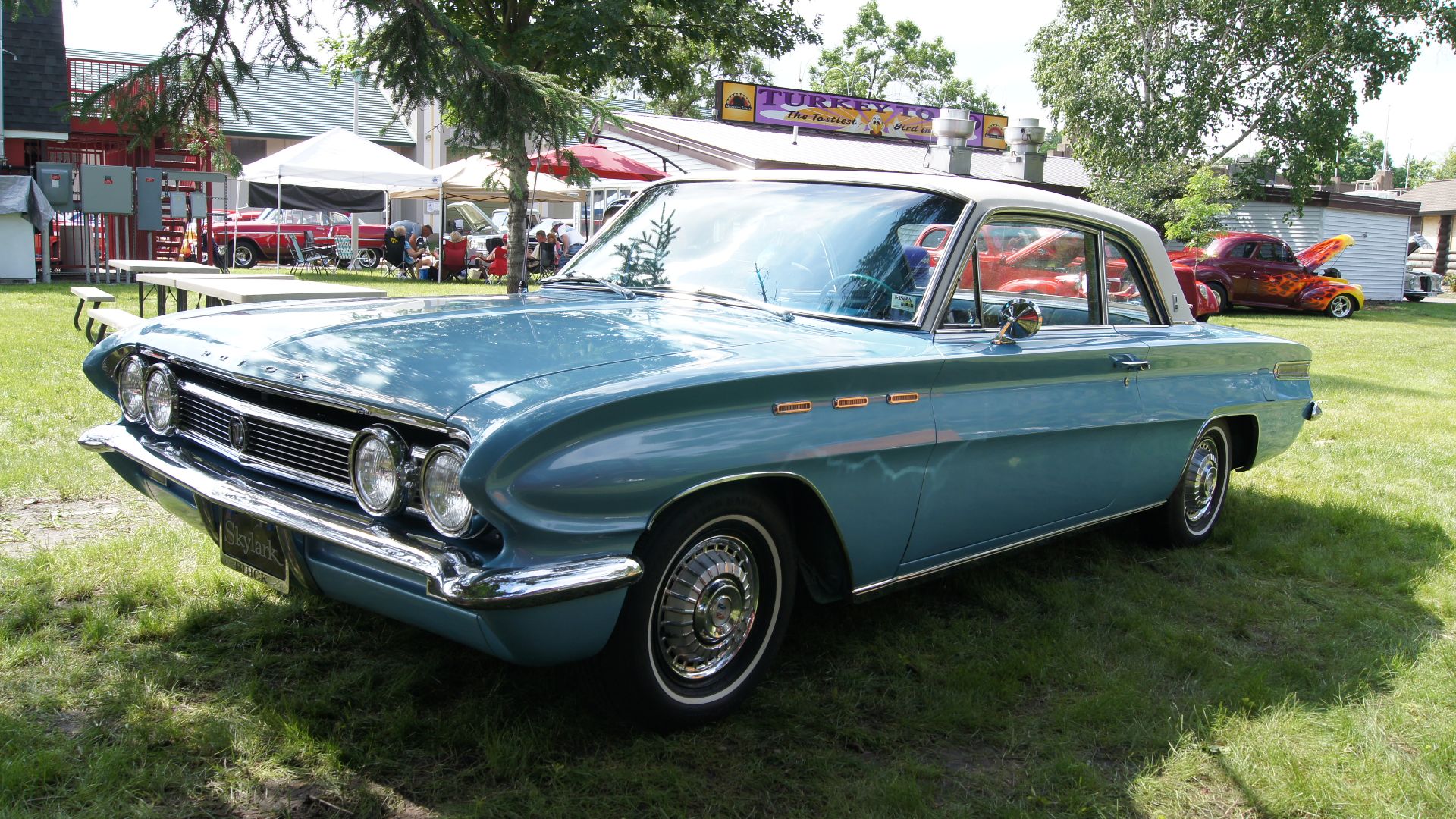 The Best Classic Cars For First-Time Collectors