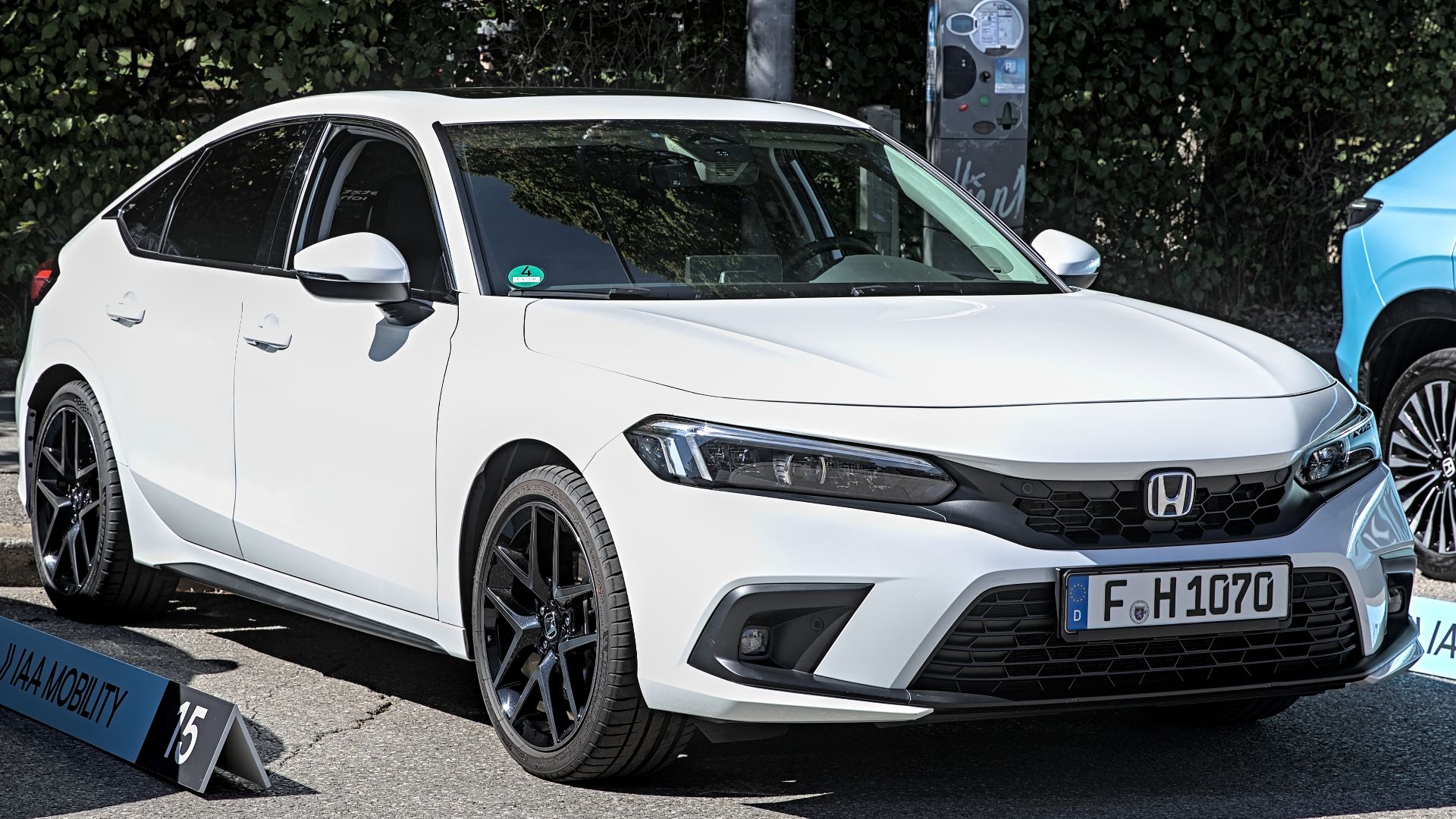 Cars That You Can Almost Guarantee Will Go For Over 300,000 Miles