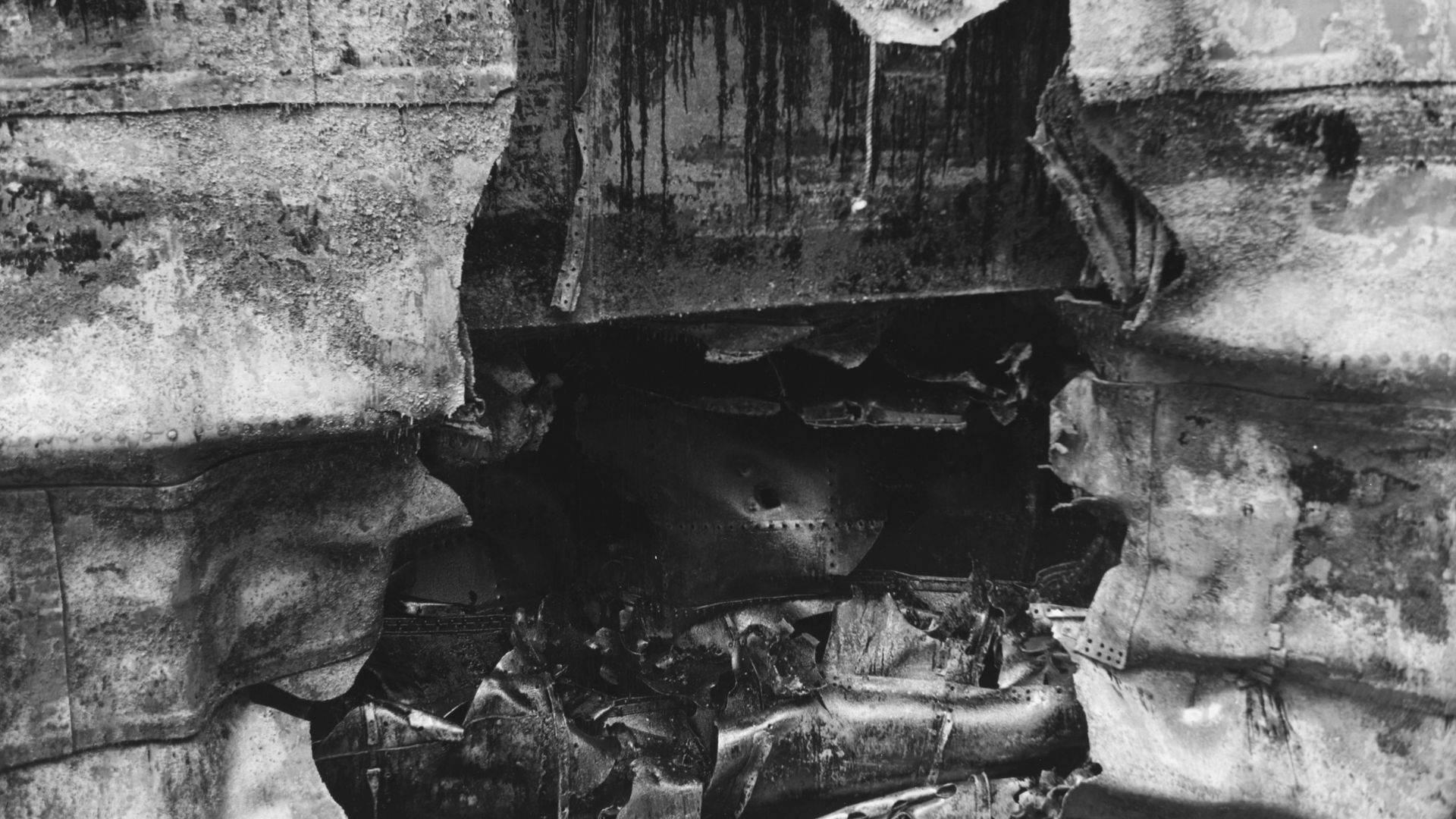 Photographs Of The Only American Battleship To Survive Pearl Harbor ...