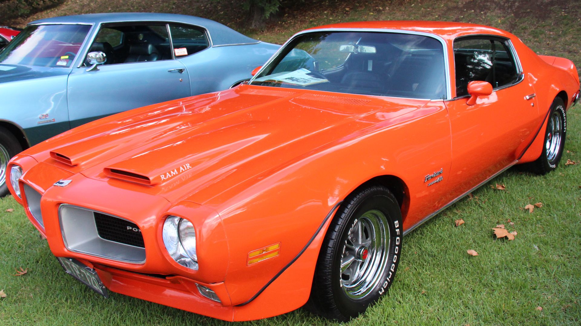 The Pontiac Trans Am: The “Screaming Chicken” That Ruled America’s Streets