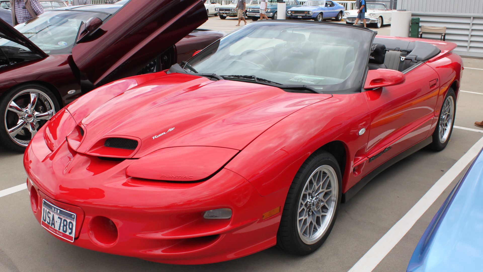 The Pontiac Trans Am: The “Screaming Chicken” That Ruled America’s Streets