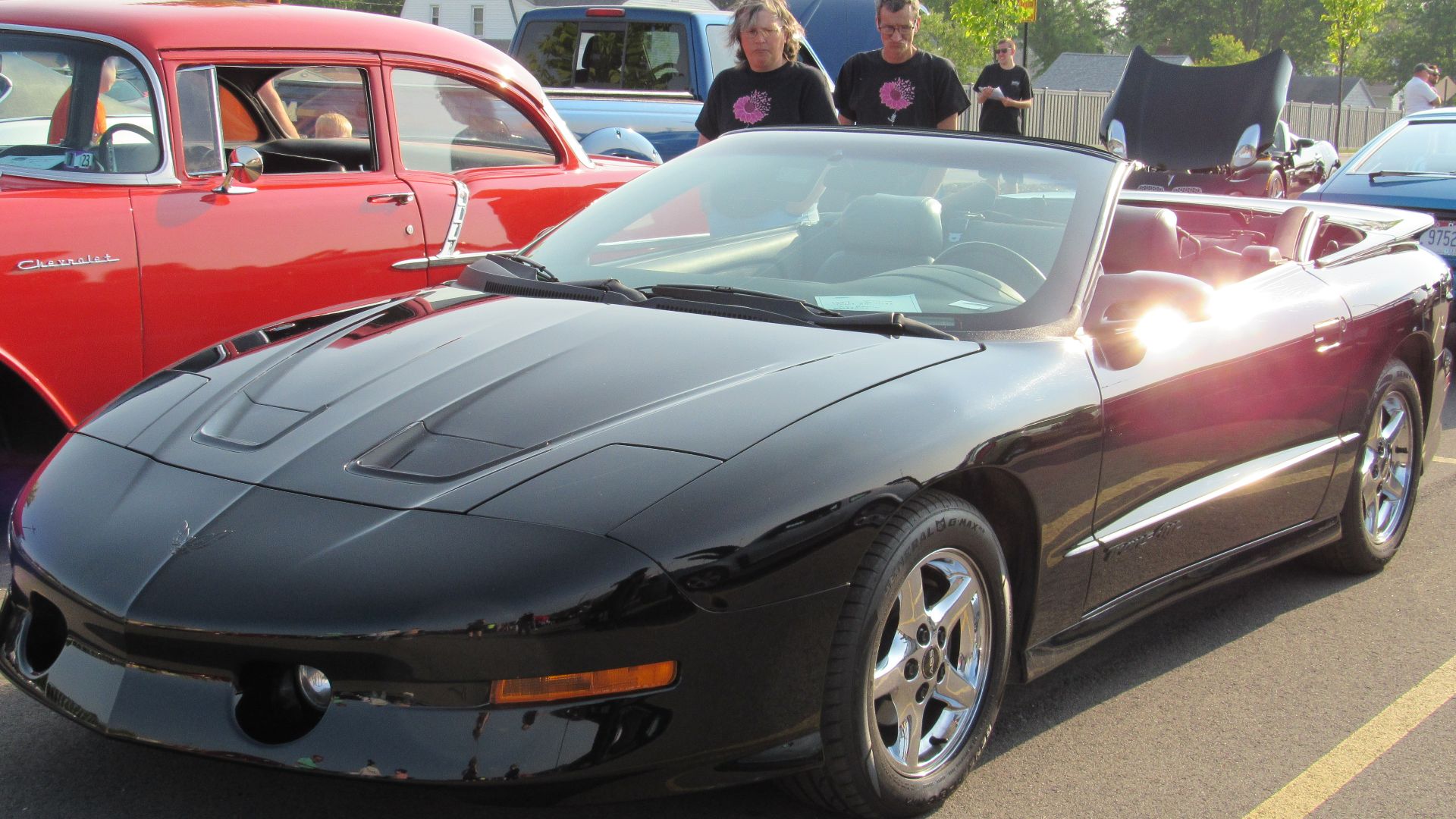 The Pontiac Trans Am: The “Screaming Chicken” That Ruled America’s Streets